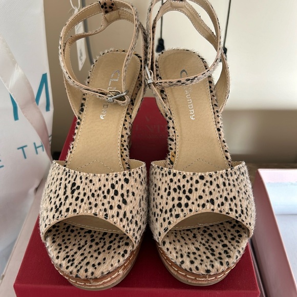 CL by Laundry | Shoes | Leopard Wedge Sandals | Poshmark